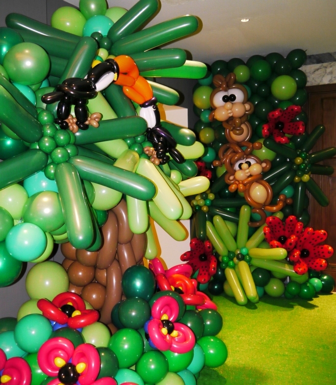 Longest Duration Balloon Sculpture Display | Singapore Book Of Records