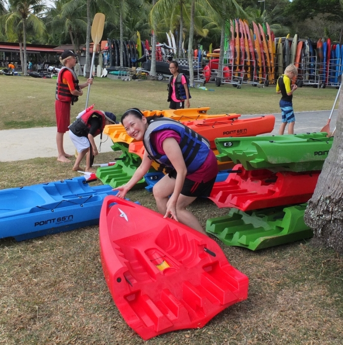 Longest Kayak | Singapore Book Of Records