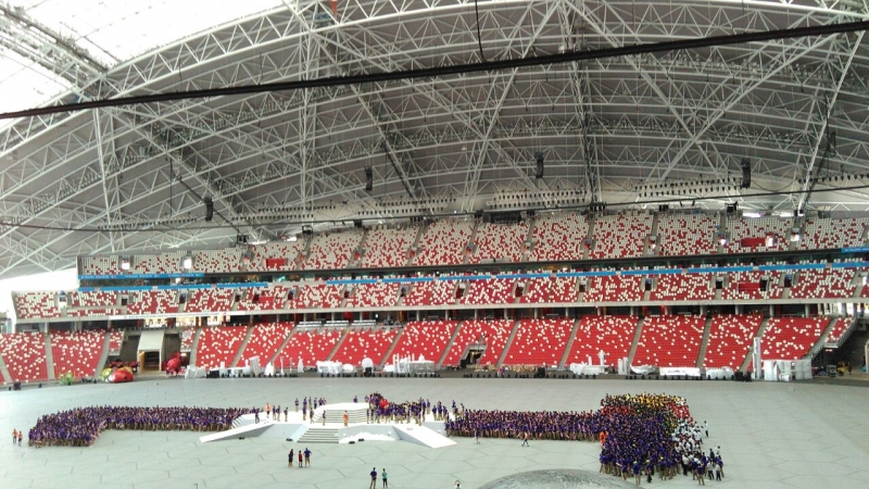 Largest Human Formation Of A Numeral