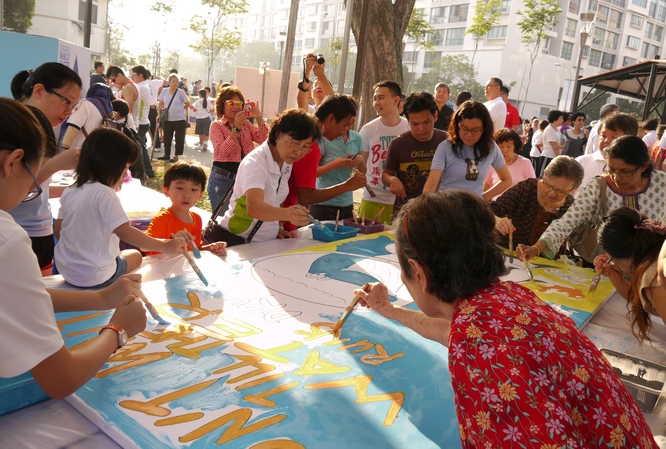 Most Number Of People Painting A Cartoon Together | Singapore Book Of ...